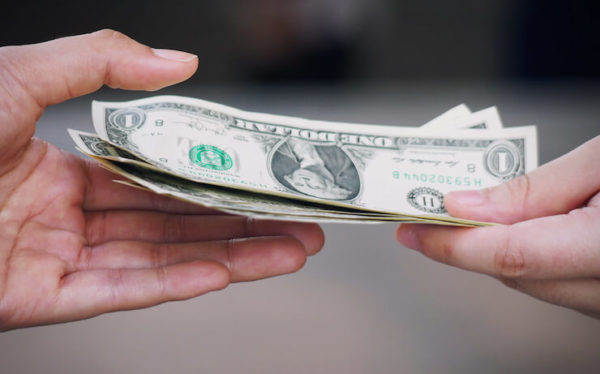 8 Easy Ways to Get Money From Strangers